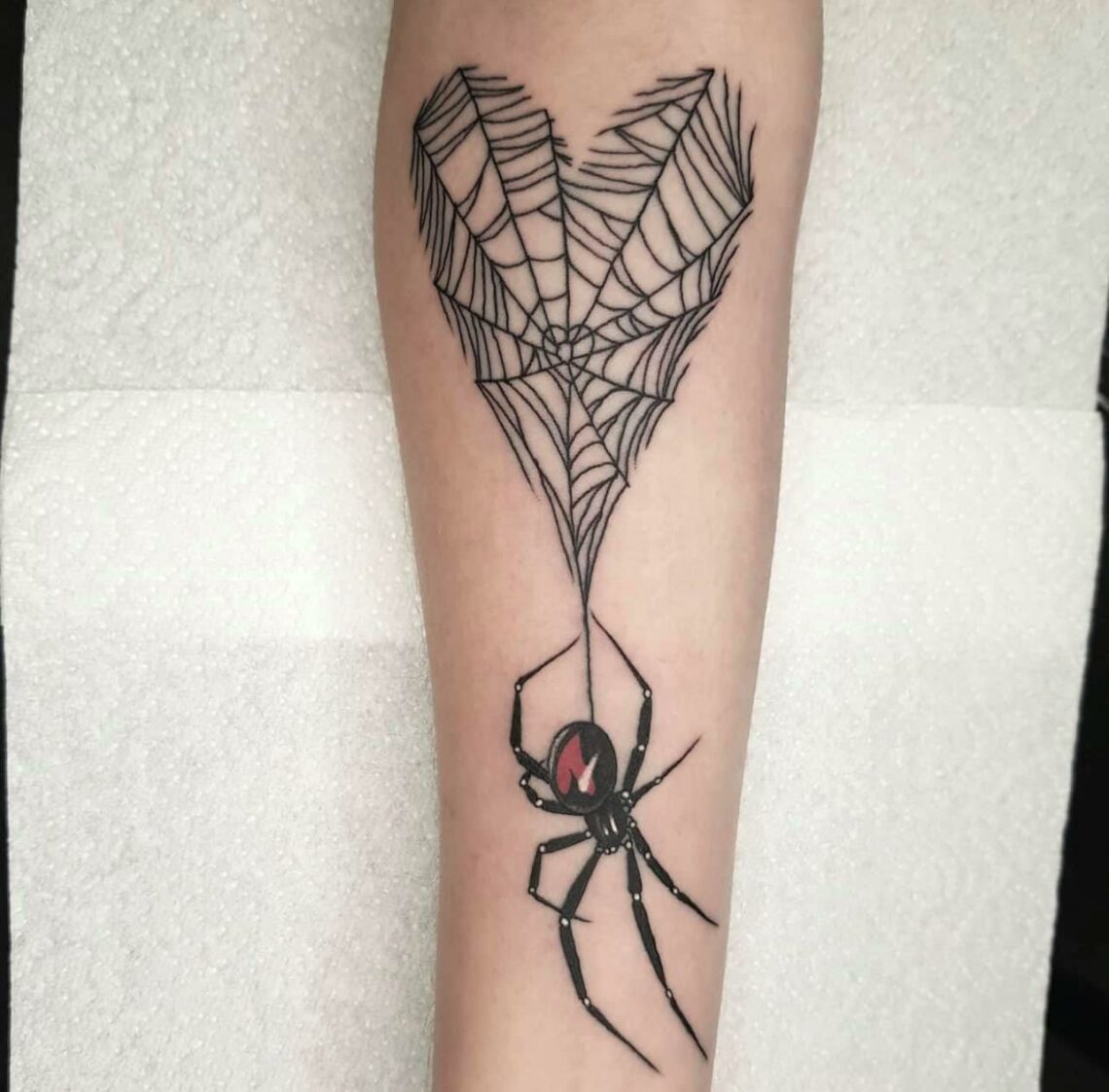 Fineline Tattoos - feine Linien und hohe Detailtiefe